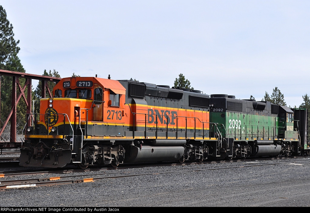 BNSF 2713